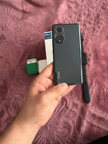 Honor 50 8/128Gb 5G Igravoy Flagman karobka plus naushnik iwatch Ideal