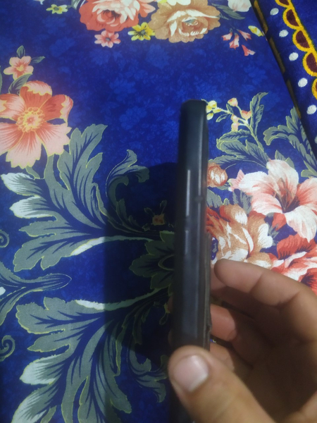 Redmi 9a idealniy holatda