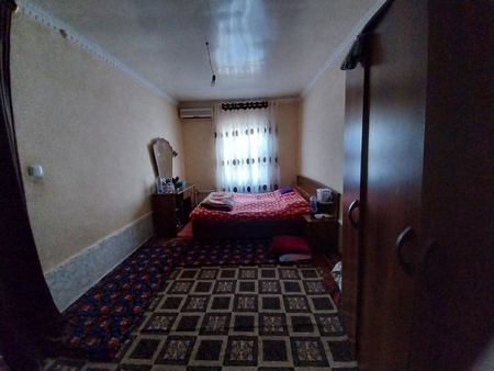 Яшашга тайёр хонадон. Холати яхши. WiFi  бор Сотиб олиб барака топасиз