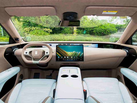 Avatr 07 phev в наличи и на заказ