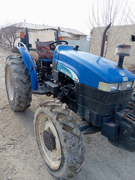 New holland tt40 sotiladi