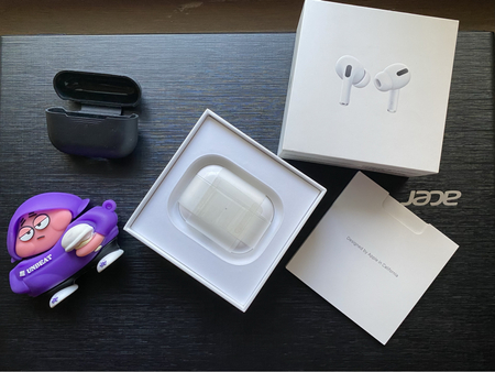  Air pods pro 100% orginal, 2ta yangi chexol,tekshirib kurish mumkin.