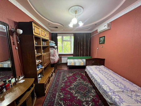 Ташсельмаш 2/3/4 с ремонтом 54 м², зеркальные комнаты
