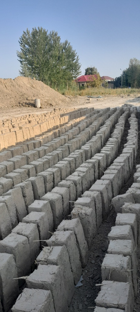 Лой блок 36×16  сотилади 2200 сум