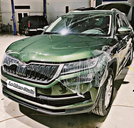 Полиуретановая пленка защита кузова авто Impulse от царапин и камней