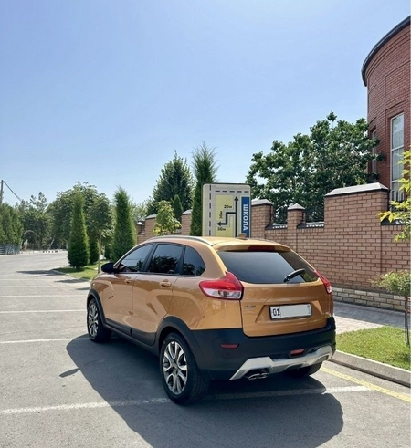 Lada VESTA SW cross avto kriditga beramiz