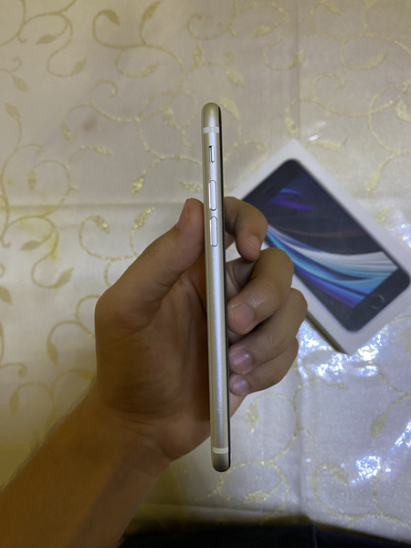 Iphone SE (2020) 64gb ideal