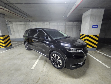Kia Carnival Full