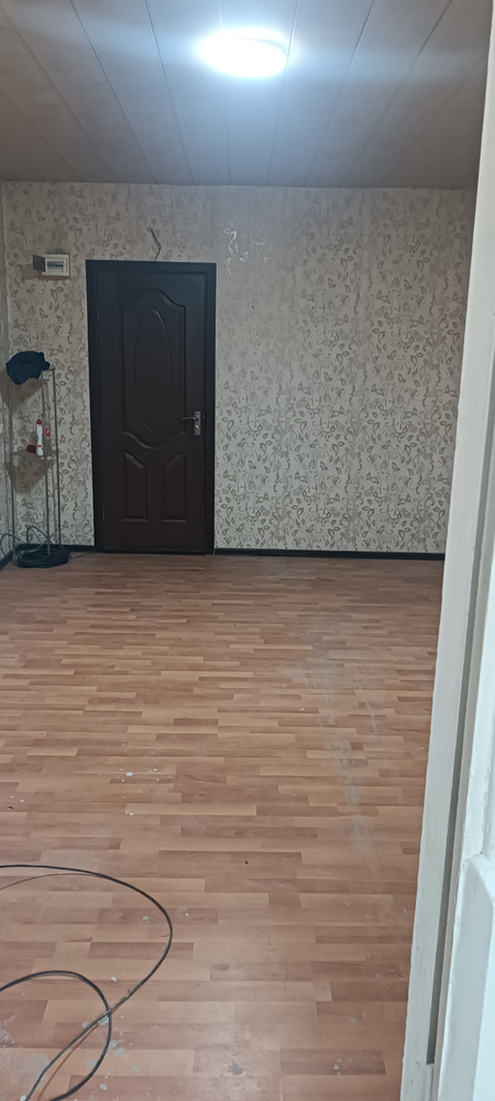 QO'yliq bozor 2*3/1/9 kvartira sotiladi