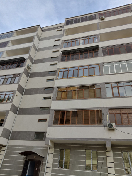 8 etaj 56  m kv    22000$