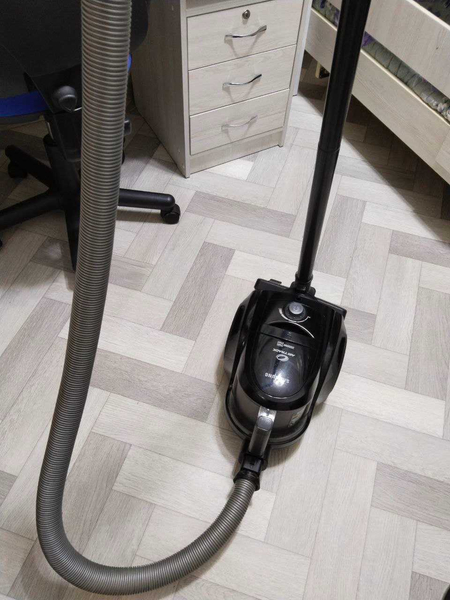 Пылесос Samsung 2000 W продается