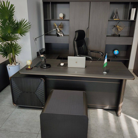OFIS MEBEL. XITOY.da ishlab chiqarilgan
