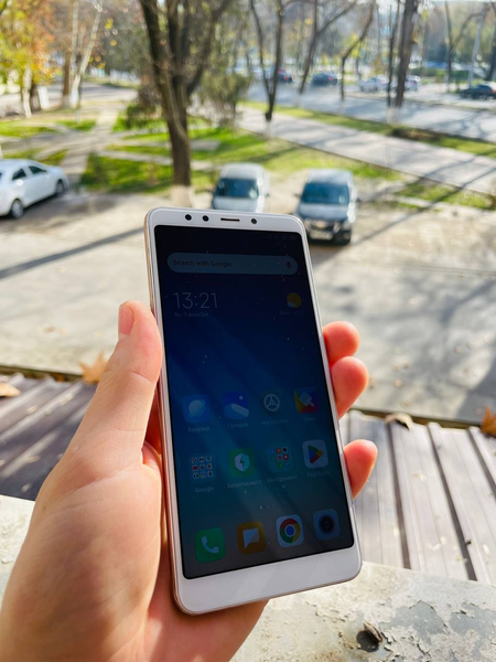 Redmi 5 sotiladi ideyal
