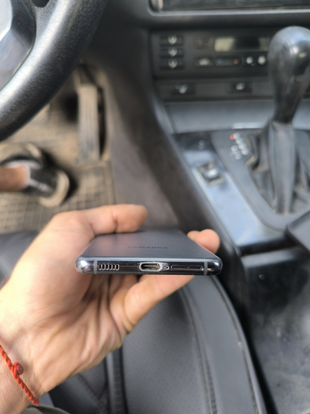 Продается Samsung s21 5g