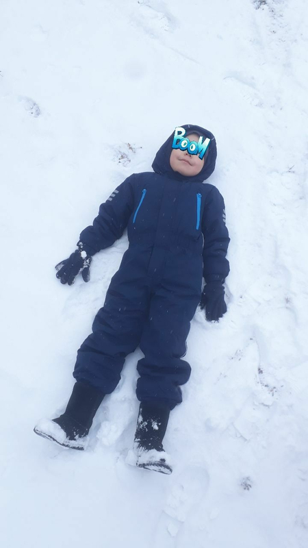 Комбинезон Польша на 4-5 и 5-6 лет.