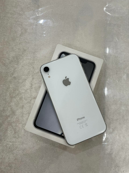 iPhone XR 64 gigabit