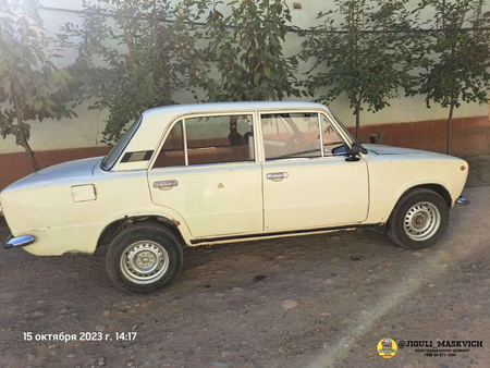 Жигули сотилади 2101