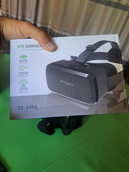 VR ochki sotiladi. Narxini KAMI bor