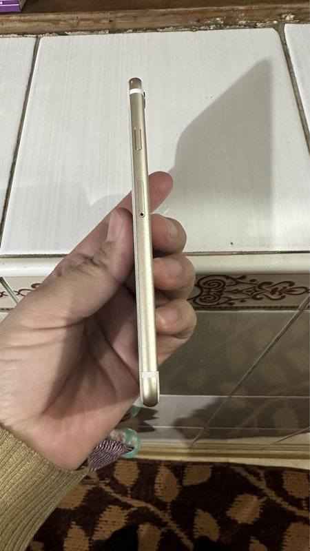 Iphone 6 sotiladi 64