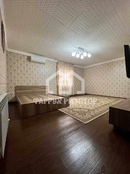 Буюк Ипак Йули  1/2/4 кирпич 37м2
