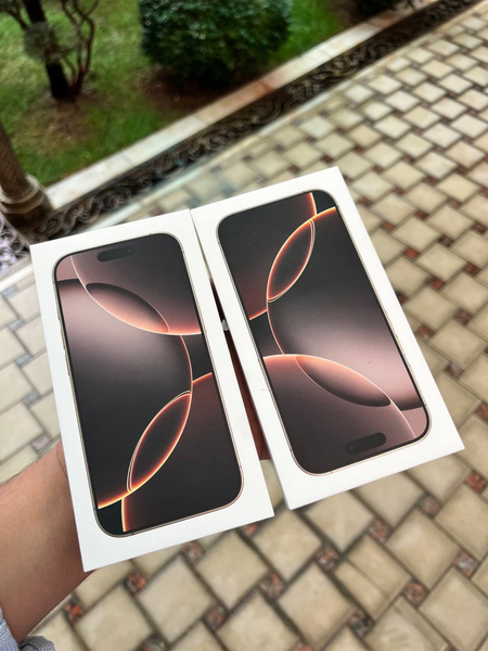 Yangi karopka  iphone 16 pro  128 gb sotiladi srochni