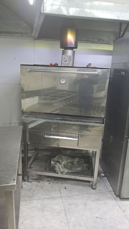 Продаётся оборудование, жоспер, лава грилл, пицца печь, газ плита и др