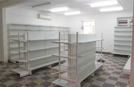 Компактные стеллажи для кассовой зоны, prefabrik metall tokcha