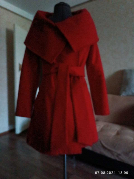 Продаю классное пальто