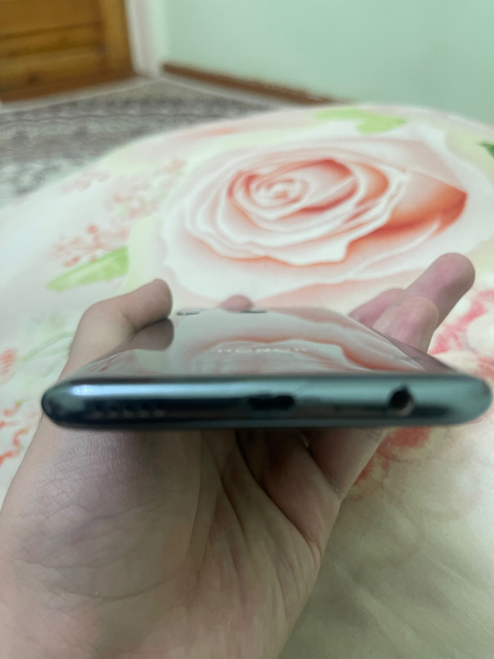 Honor 10i sotiladi