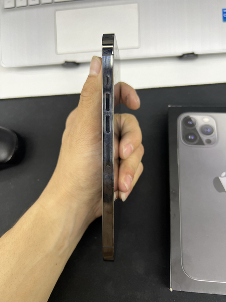 Iphone 13 pro max 128 gb idyal srochne