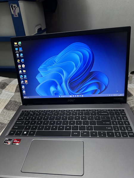 Acer Noutbook yangi