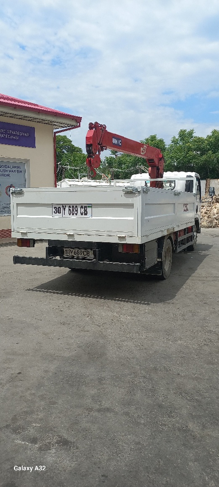 Manipulyator isuzu