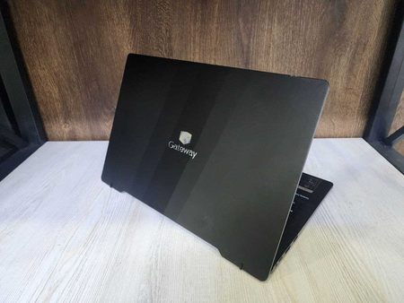 Gateway - i7 1255U (10 ядра 12 потоков) 8Gb / 512Gb / irisXe