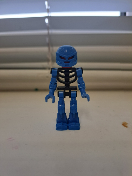 Минифигурка Сурж Lego Hero factory 2014 оригинальный