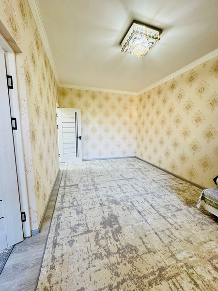 ≈1в2/2/4,РАЙХОН,Чиланзар 9 продаётся квартира
