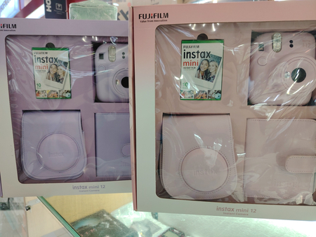 Фотоаппарат Instax Mini 12