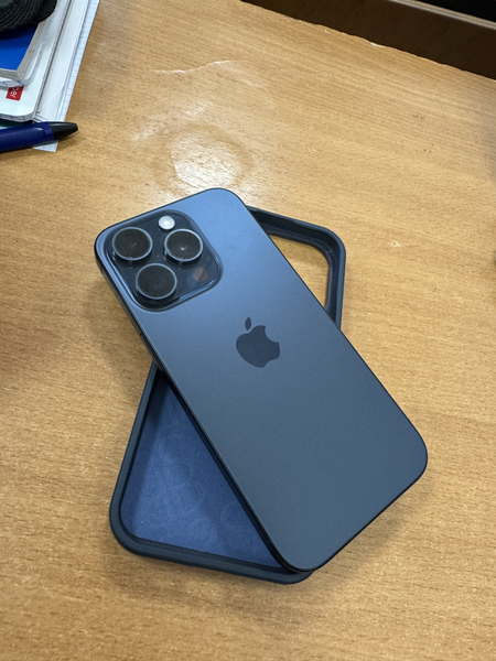 Iphone 15 pro 1 TB