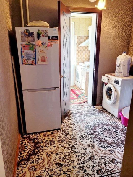 Mirzo Ulug'bek tumanida 3 xonali kvartira sotilmoqda!