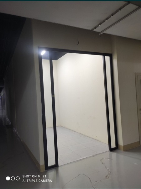 Stroy mart savdo kompleksida dukon sotiladi 11 kv.m