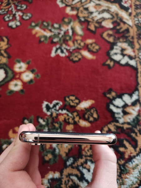 Telefon sotiladi
