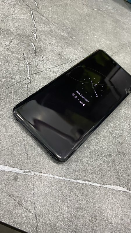 LG G8 thinq 128/4. gb