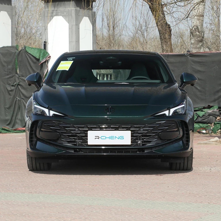 SAIC MG7 автомобиль 2024