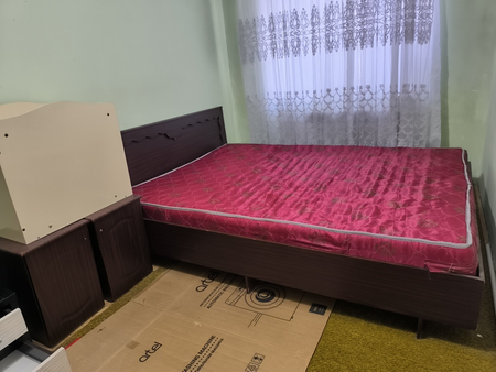 Кроват сотилади Срочноо