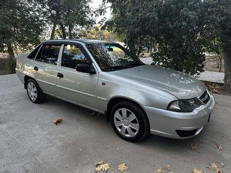 Nexia 2. 2009г. Метан газ. 1,6-люкс без кондер