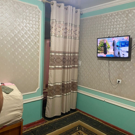 Сдается квартира на Из-за бозор ,Абу Сахий,парням семье2комнатная