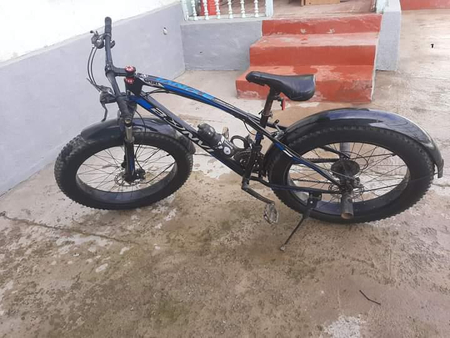 Baloni katta velik