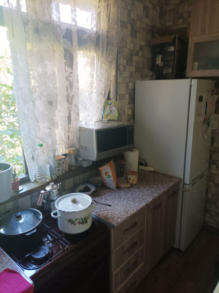Продается квартира на Чиланзаре 18 квартал 3*4/4/4
