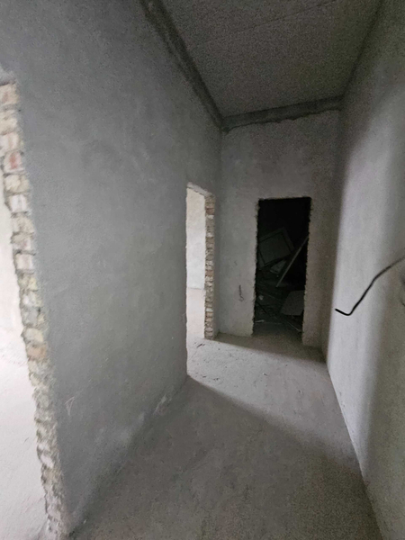 2 xonali 76m² 6-qavat sotiladi.