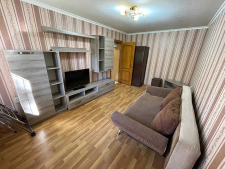 Сдается квартира в центре ЦУМ 1/1/3