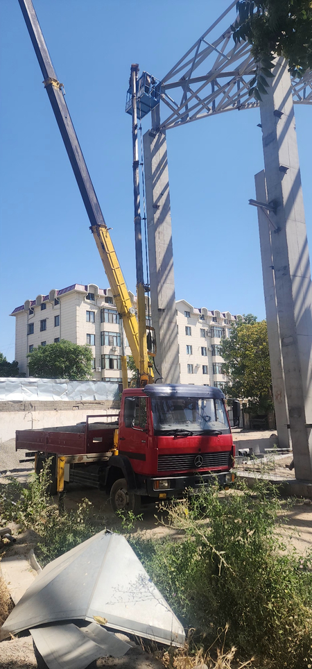 Продаётця монплятор и автовышка